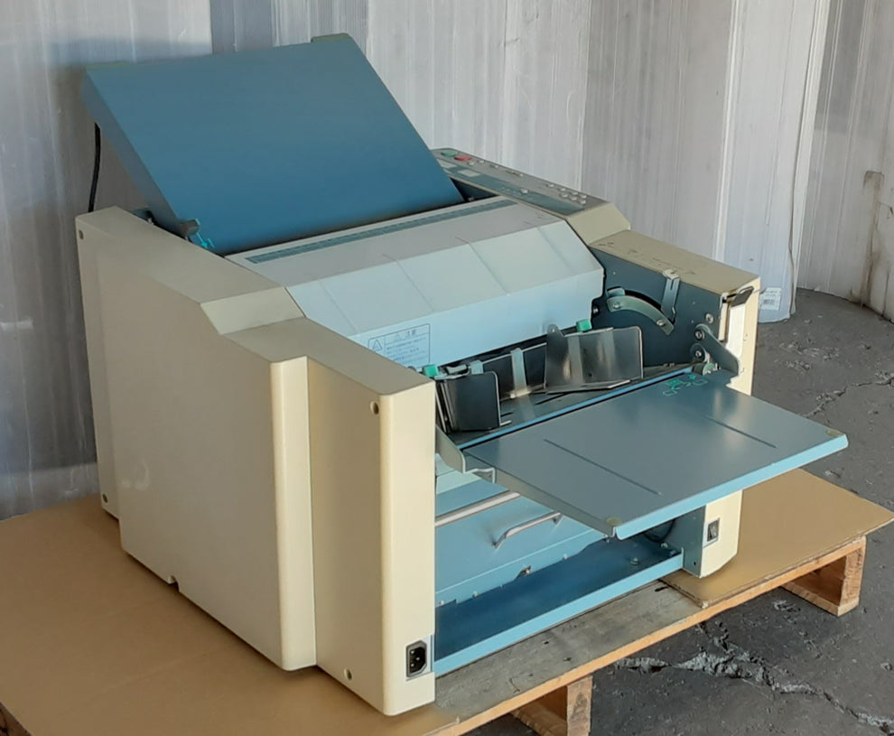 中古 デュプロ(Duplo)製 卓上紙折機 DF-910 A3対応 折り6パターン+α対応 - 中古機械販売 カミカッコー