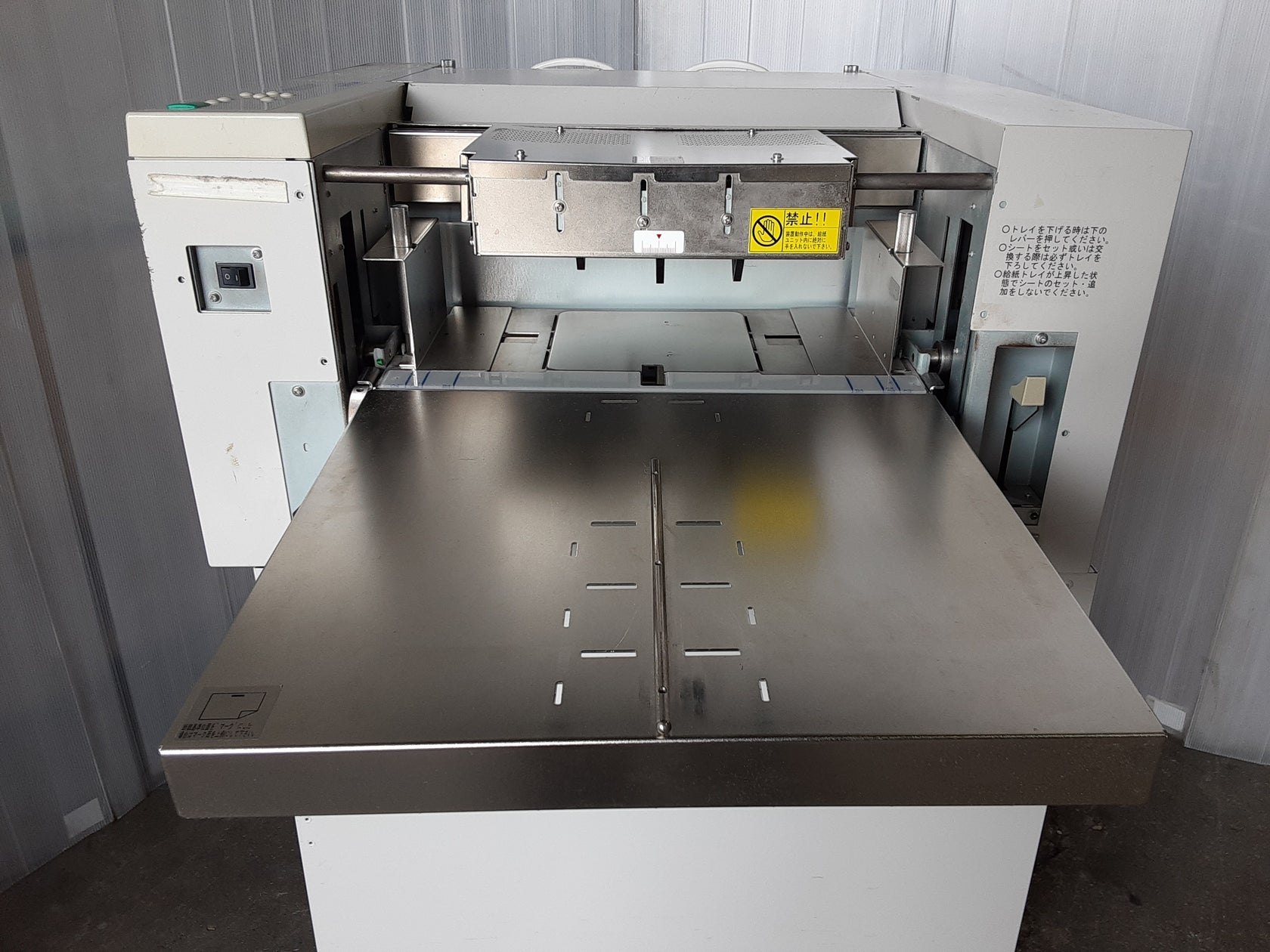 中古 長野無線 CT620Exa 名刺カッター naganonihonmusen – 中古機械販売 カミカッコー